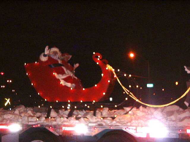 Pictures of Santa Claus on Parade: Santa's Magic Photo Album